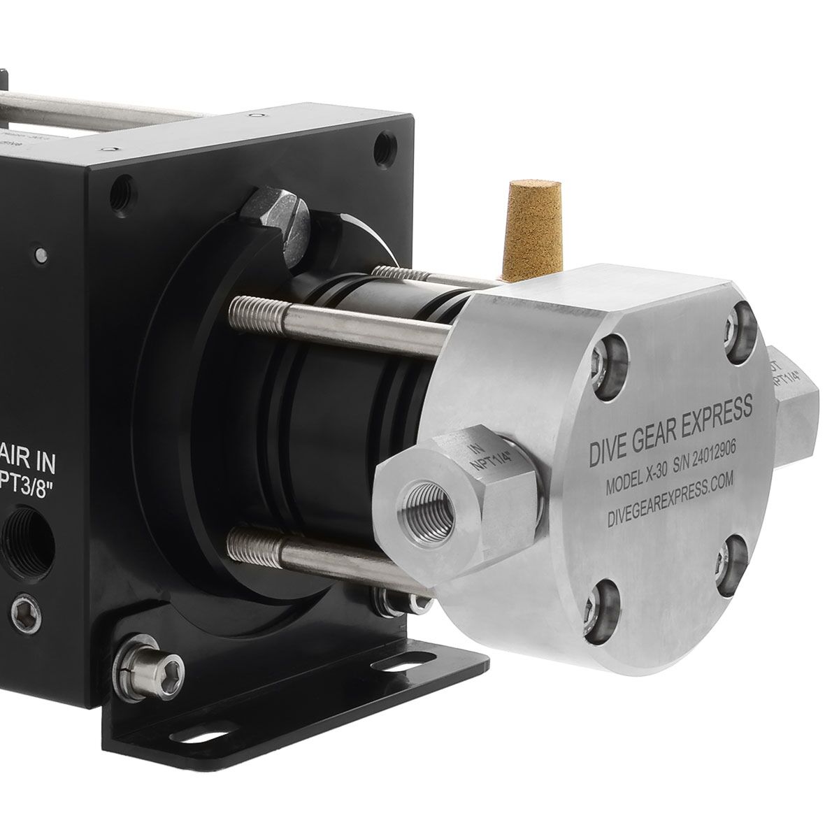 DGX X-30 Gas Booster | Dive Gear Express®