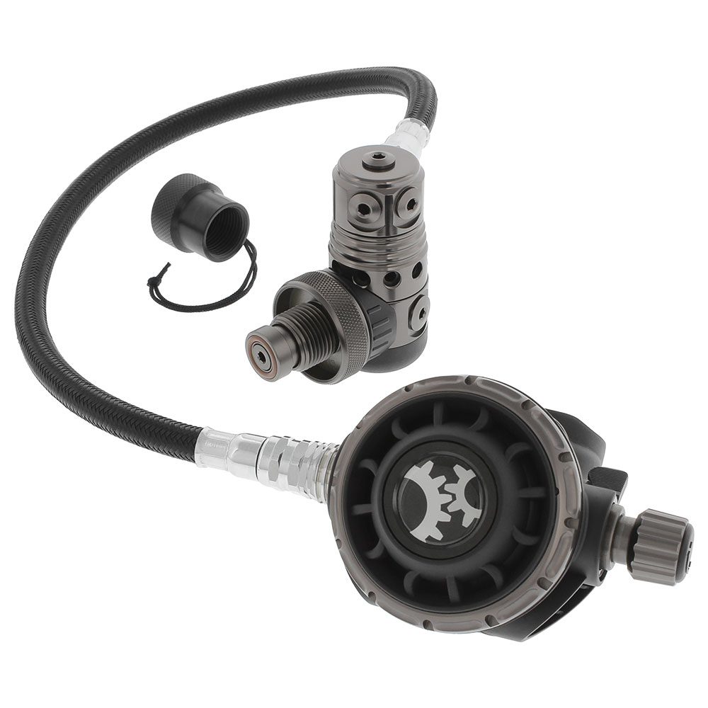 DGX Gears XTRA Regulator Set w/22-Inch Flex | Dive Gear Express®